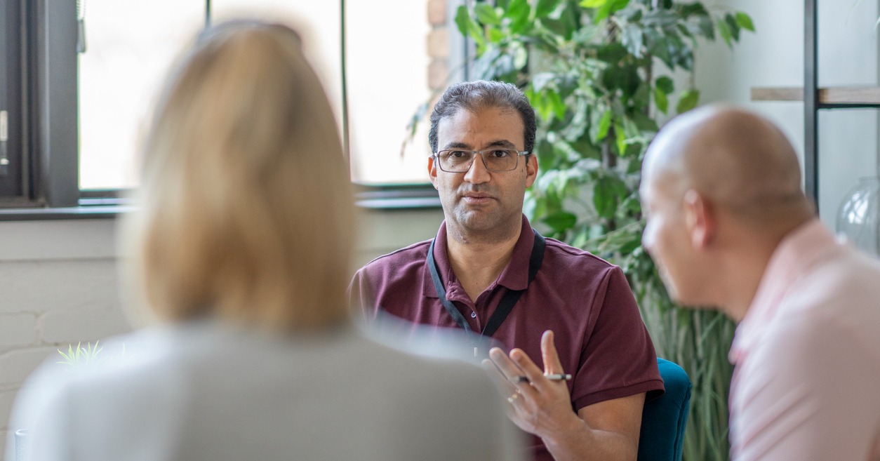 6 Tips for Managing Relationships with Stakeholders - Tractivity
